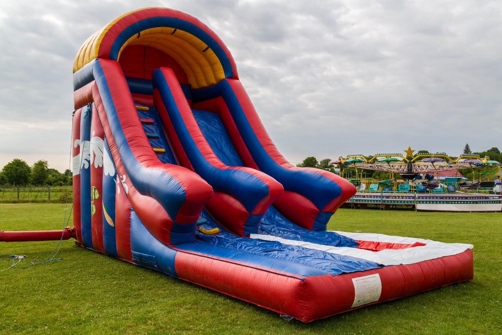 Inchiriere Topogane Gonflebile - Carusel Tematic de Inchiriat